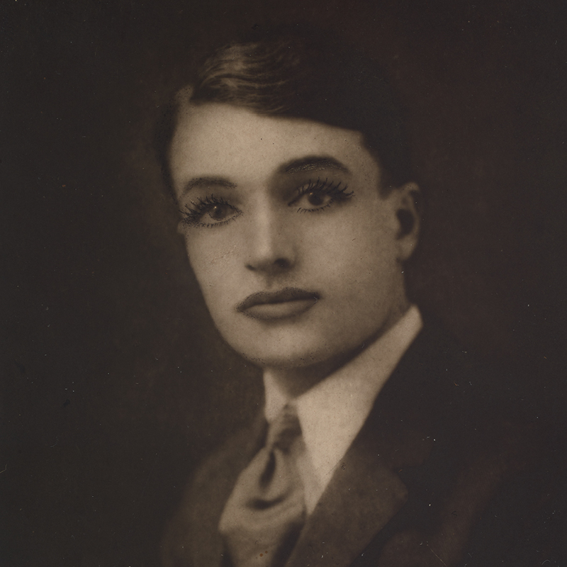 'Hello, Stranger': A Conversation with Co-curators Isa Cruz ’27 and ...