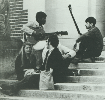 A Fresh Look and a Fresh Start: Bowdoin College President Roger Howell ...