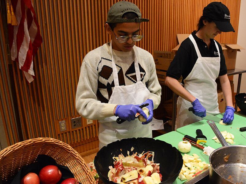 Food Day: Bowdoin Dining Celebrates Local Bounty and Donates Apples to ...