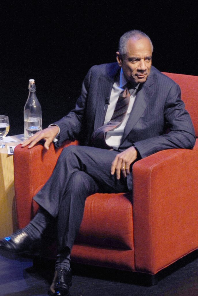 Kenneth Chenault ’73, H’96 Joins Board of Second Tech Company, Airbnb ...