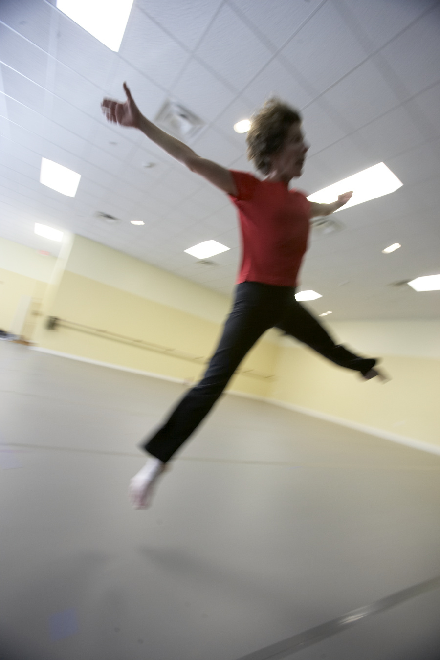 The Drama of Dance: Gwyneth Jones Lends Expertise to New York Play ...