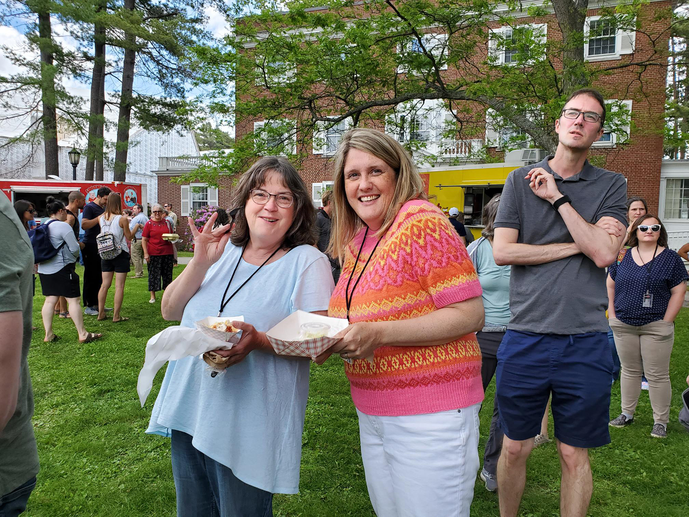 Slideshow: Food Truck Picnic 2022 | Bowdoin College