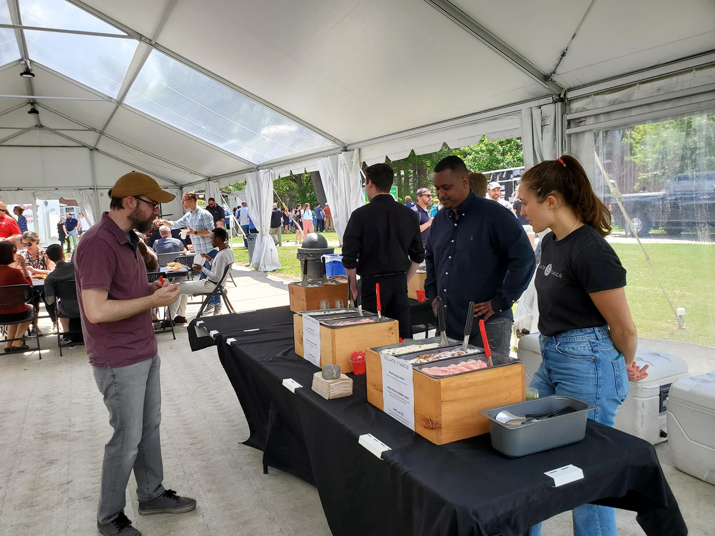 Slideshow: Food Truck Picnic 2022 | Bowdoin College