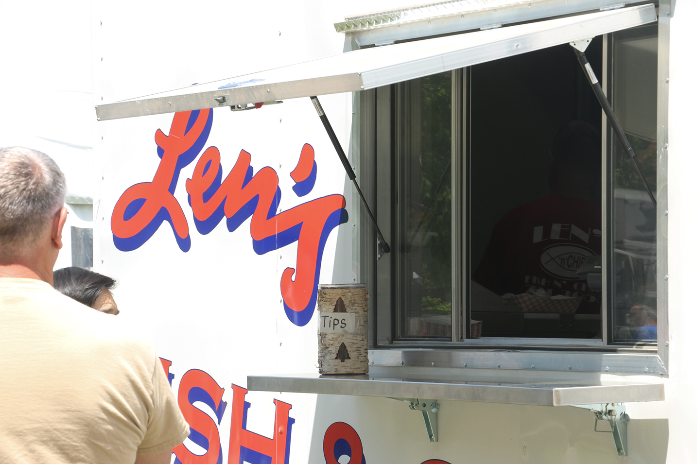 Slideshow: Food Truck Picnic 2022 | Bowdoin College