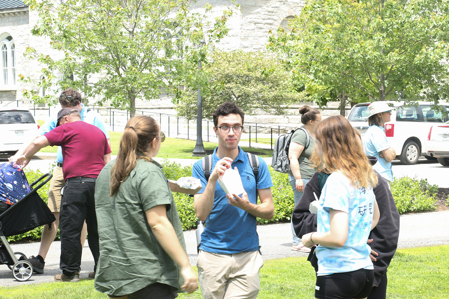 Slideshow: Food Truck Picnic 2022 | Bowdoin College