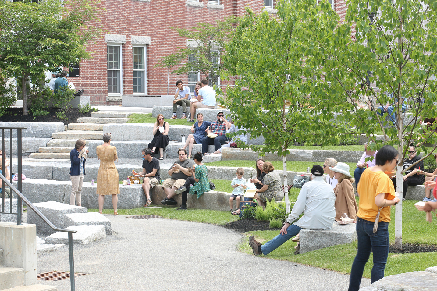 Slideshow: Food Truck Picnic 2022 | Bowdoin College