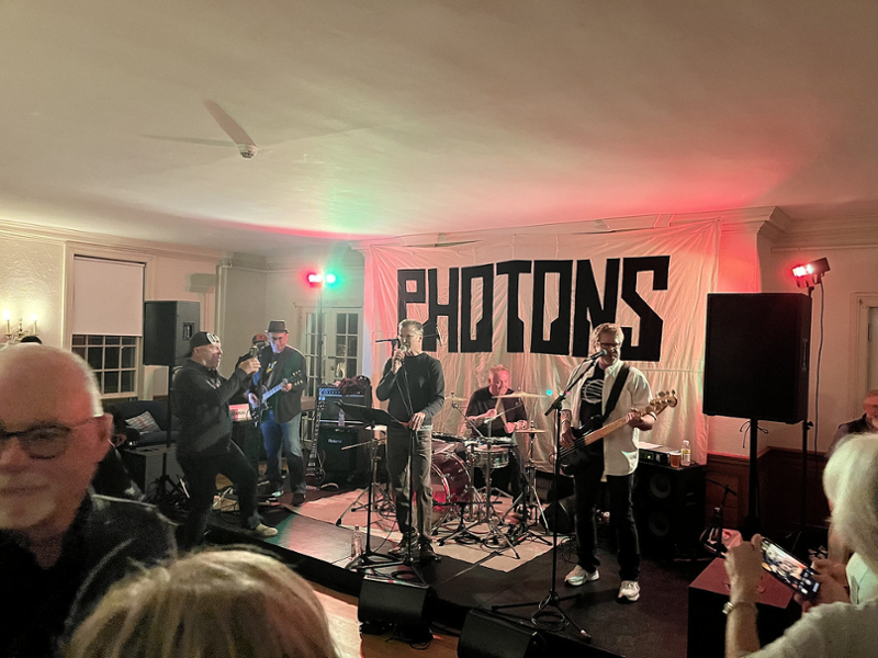 Four Decades on, ‘The Photons’ Continue to Rock | Bowdoin College
