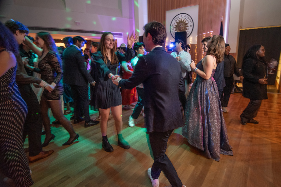 Letting it Rip: Upperclass Students Groove the Night Away | Bowdoin College