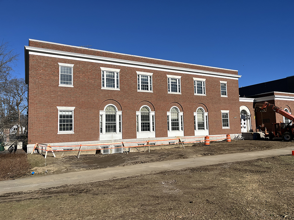 Slideshow: What’s Happening at Sills Hall | Bowdoin College